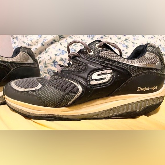 Skechers | Shoes | Mens Size Skechers Shape Ups | Poshmark
